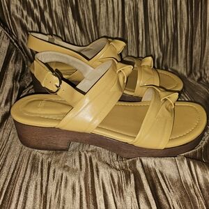 Alexandre Birman | Shoes | Alexandre Birman Clarita Block 6 Yellow Size ...